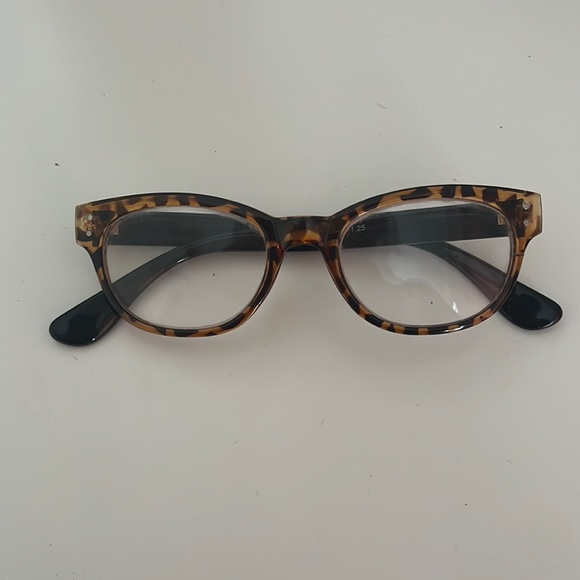 Accessories | Cheetah Print Glasses | Poshmark